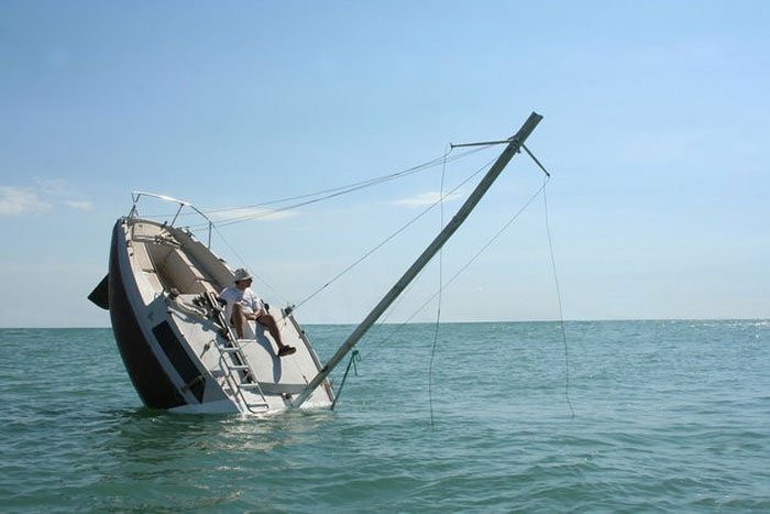 The Fantastic Sinking Boat by Julien Berthier | Amusing Planet